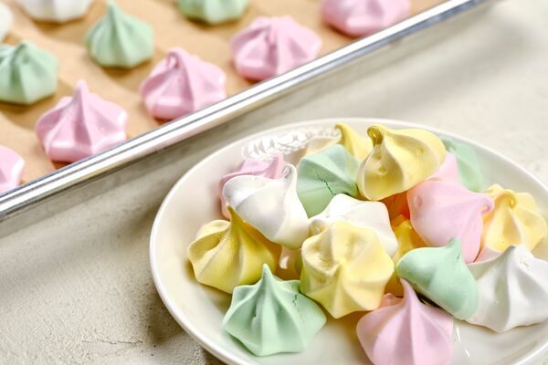 Meringue Cookies | Easy Dessert Recipes | C&H® Baker's Sugar
